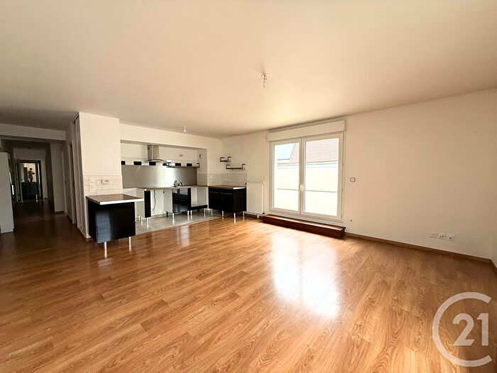 Appartement 4 pièces à louer - Chartres, Rechèvres