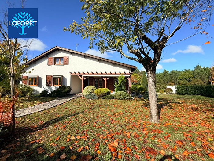 Maison à vendre - Martignas-sur-Jalle - 5 pièces - 4 chambres