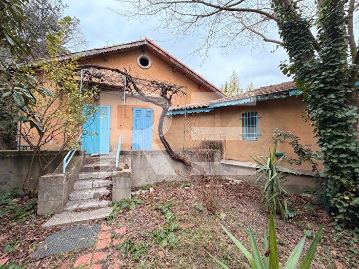 Maison à vendre - Nîmes, La Gazelle, Ventabren - 4 pièces - 3 chambres