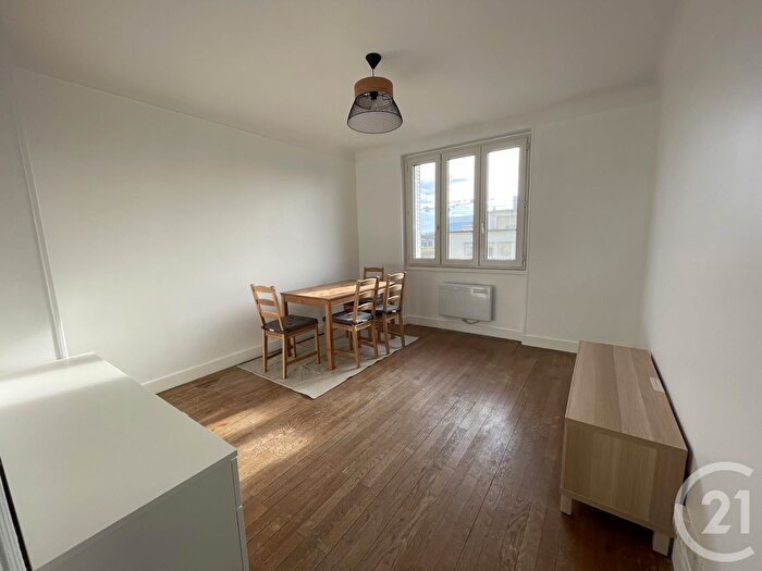 Villefranche-sur-Saône, Ouest : Appartement 2 pièces à louer