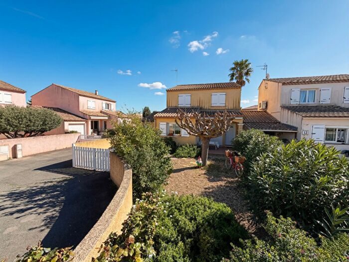 Maison à vendre - Vias, Ville - 4 pièces - 3 chambres