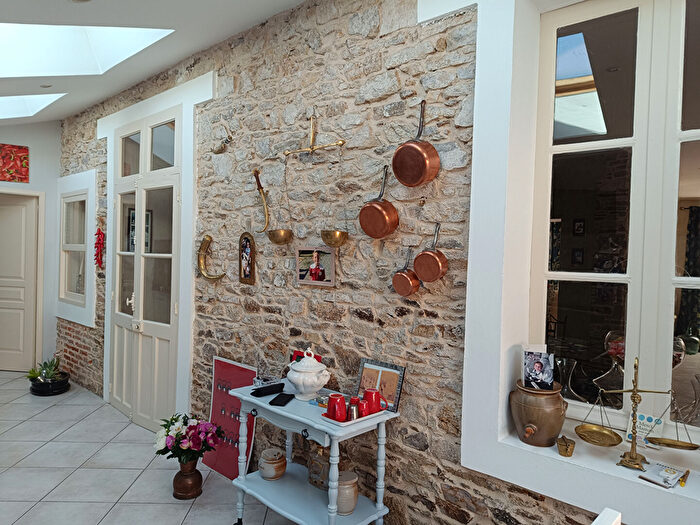 Maison à vendre - La Haie-Fouassière - 6 pièces - 4 chambres