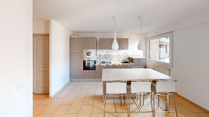 Appartement à louer - Albertville, Centre-ville - 2 pièces - 1 chambre