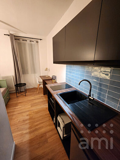 Appartement à louer - Poitiers, Trois Quartiers - 1 pièce