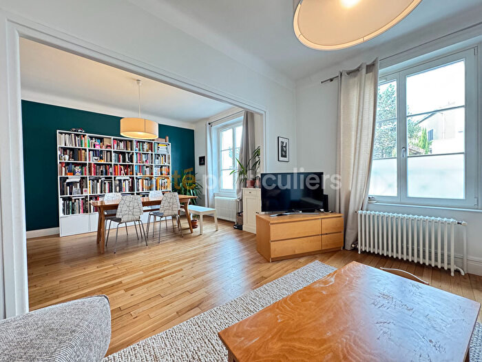 Appartement à vendre - Orléans, La Cigogne - 3 pièces - 2 chambres