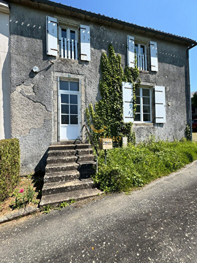 Maison à vendre - La Forêt-sur-Sèvre - 4 pièces - 2 chambres