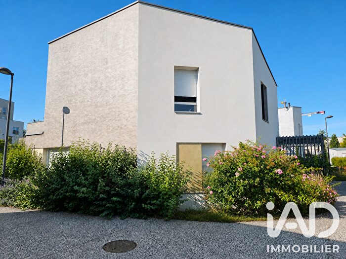 Maison 5 pièces à Jouy-le-Moutier, Merisiers, Ecancourt, Côte-des-Carrières, Tremblays, à vendre
