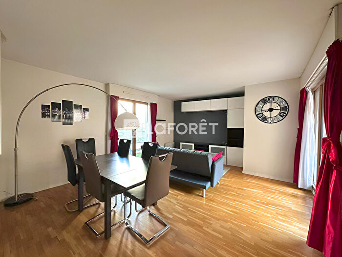 Appartement à louer - Issy-les-Moulineaux, Les Iles, La Ferme - 2 pièces - 1 chambre