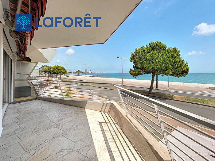 Appartement 3 pièces à vendre à Cagnes-sur-Mer, La Gare, Les Plans, Hippodrome