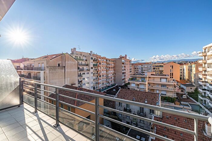 Appartement à vendre - Nice, Riquier - 2 pièces - 1 chambre