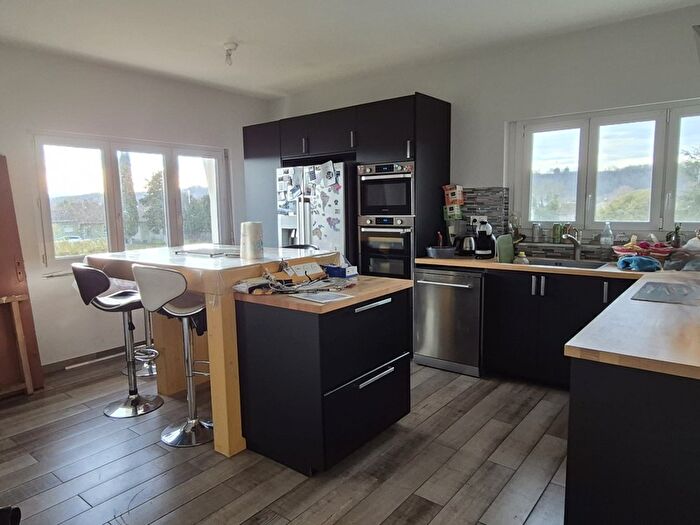 Maison à vendre - Le Vernet - 5 pièces - 3 chambres