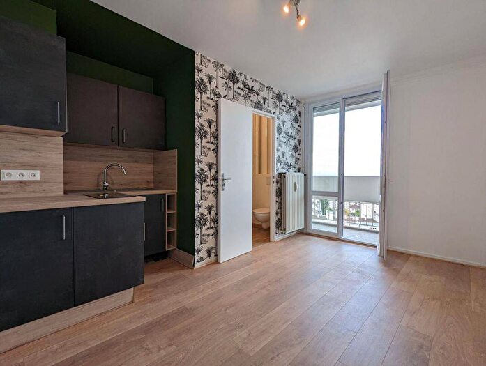 Appartement à louer - Colombiere, Chalon-sur-Saône - 1 pièce