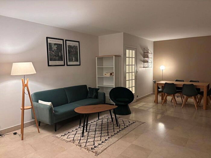 Appartement à louer - Victor Hugo, Saint-Mandé - 4 pièces - 3 chambres