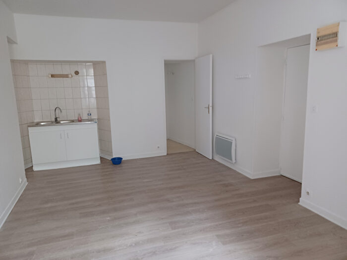 Appartement à louer - Aurillac, Centre-ville - 2 pièces - 1 chambre