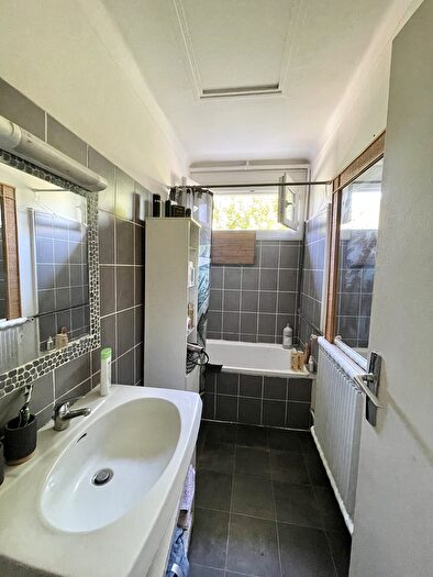 Maison à vendre - Clermont-lHérault - 6 pièces - 4 chambres