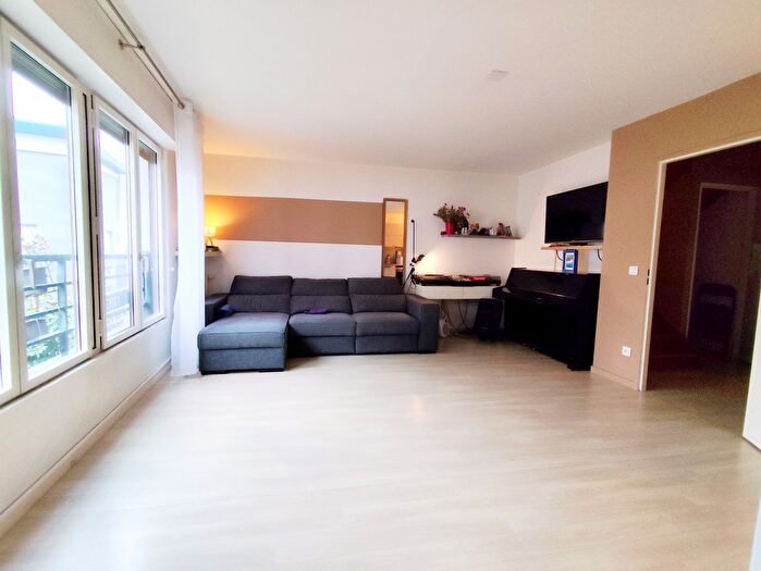 Appartement à vendre - Montreuil, Centre-ville - 3 pièces - 2 chambres