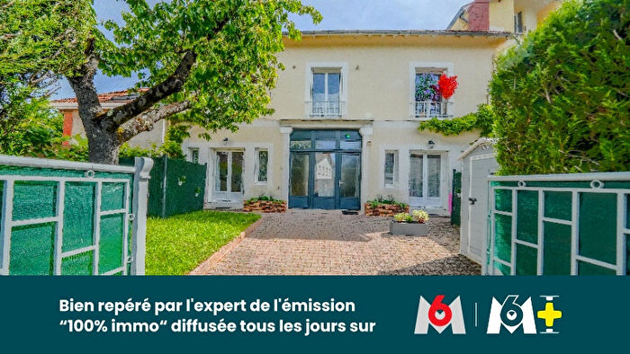 Maison 6 pièces à Châtel-Guyon, à vendre
