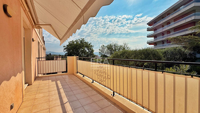 Appartement 3 pièces à vendre - Nice, Lanterne