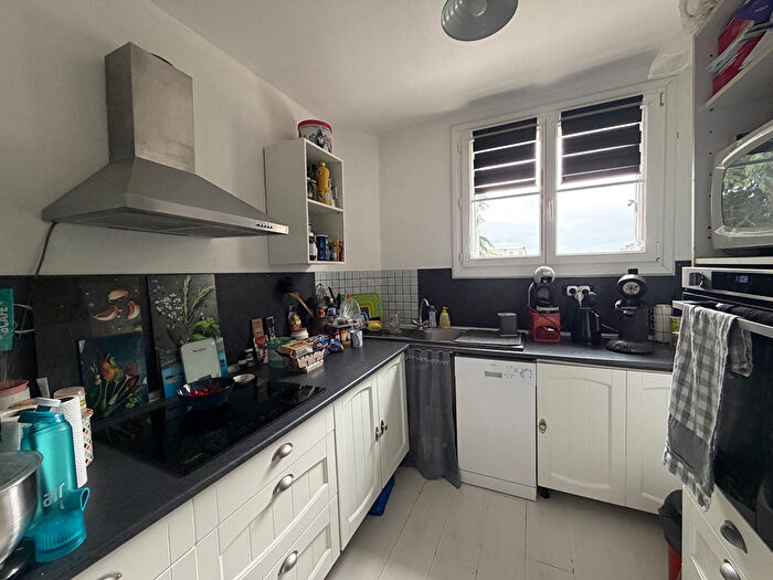 Châteauroux, Cré, La Loge, Les Grands Champs, Les Méraudes, Touvent : Appartement 4 pièces à louer