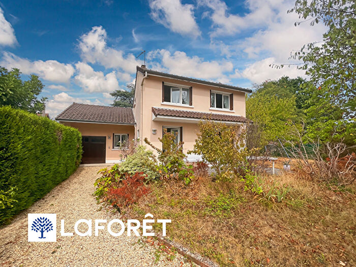 Sainte-Geneviève-des-Bois, Paul Vaillant Couturier - Maison 5 pièces à vendre