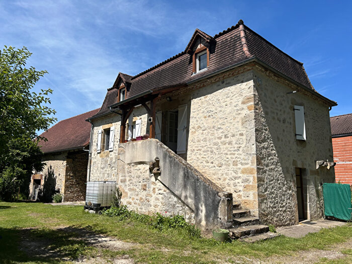 Maison 4 pièces à Bretenoux, à vendre