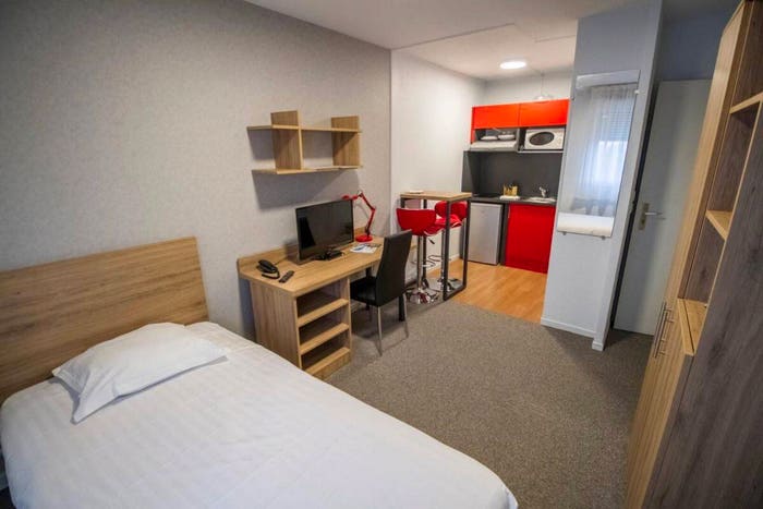 Appartement 1 pièce à Centre Ville, Reims, à louer