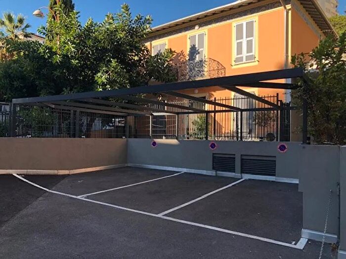 Appartement à louer - Nice - 1 pièce