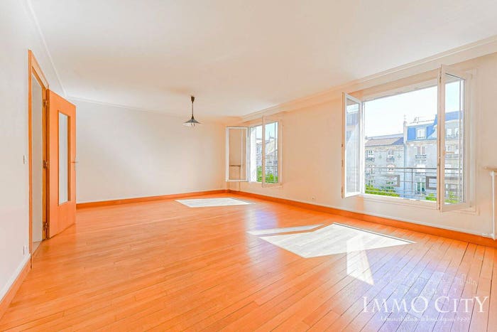 Centre Ville-Gambetta, Clichy : Appartement 4 pièces à louer