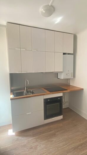 Appartement à louer - Corbeil-Essonnes, Centre-ville - 3 pièces - 2 chambres