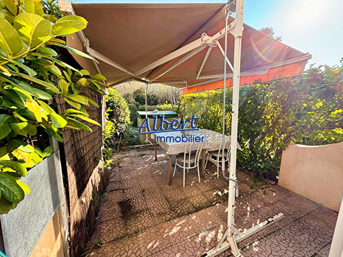 Appartement à vendre - Sanary-sur-Mer, Le Baou, Saint-Roch - 2 pièces - 1 chambre