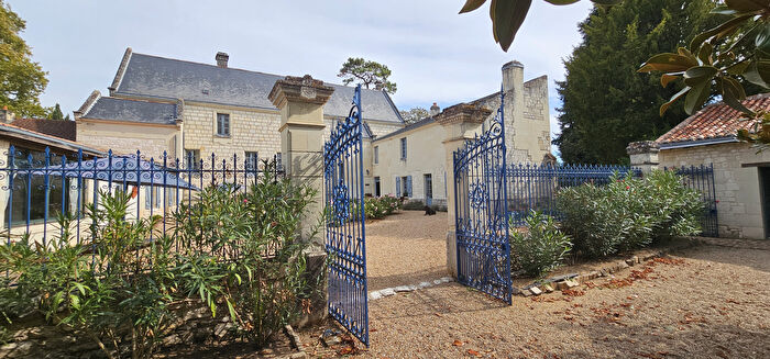 Bournand - Maison 17 pièces à vendre