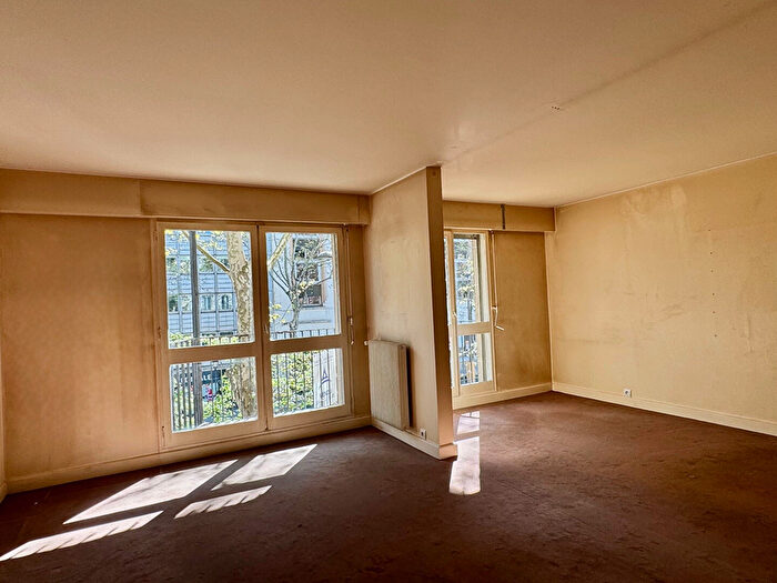 Appartement 2 pièces à vendre - Paris 18ème, Barbès, Château Rouge