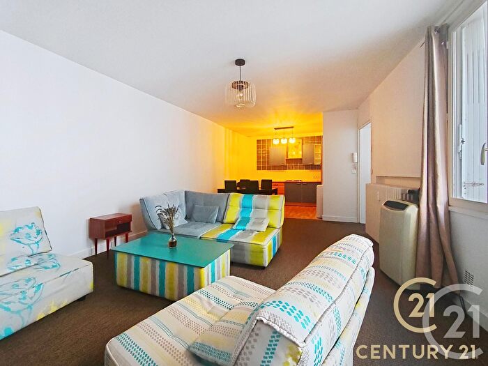 Appartement à vendre - Angoulême, Le Vieil Angoulême - 3 pièces - 2 chambres