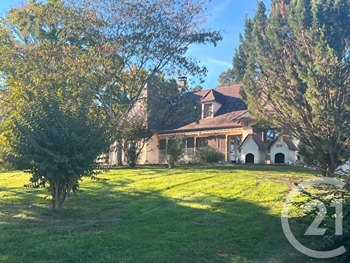 Maison à vendre - Montpon-Ménestérol - 4 pièces - 3 chambres