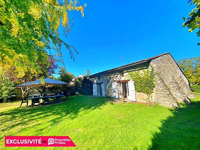 Maison à vendre - Saint-Paul - 6 pièces - 5 chambres