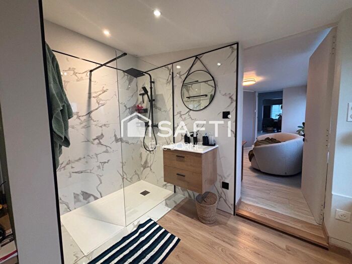 Maison à vendre - Longuenesse - 8 pièces - 5 chambres