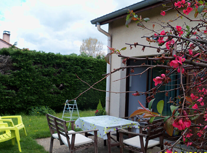 Appartement à louer - Davézieux - 2 pièces - 1 chambre