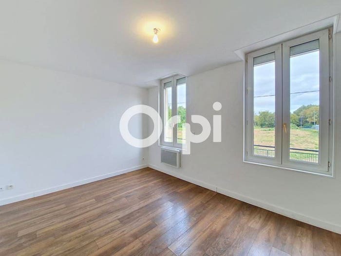 Gare, Soissons : Appartement 3 pièces à louer