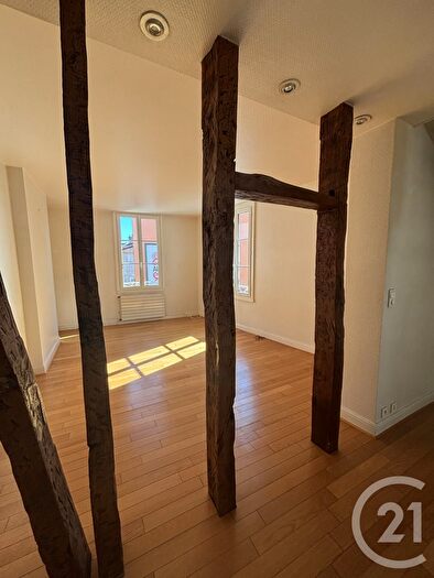 Appartement à louer - Aurillac, Centre-ville - 3 pièces - 2 chambres