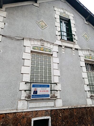 Appartement à louer - Argenteuil, Centre-ville - 3 pièces - 3 chambres