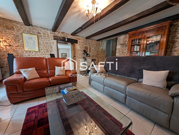 Maison 5 pièces à Bioussac, à vendre
