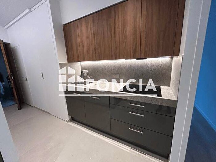 Appartement à louer - Monplaisir Lumière, Lyon ème arrondissement - 2 pièces - 1 chambre