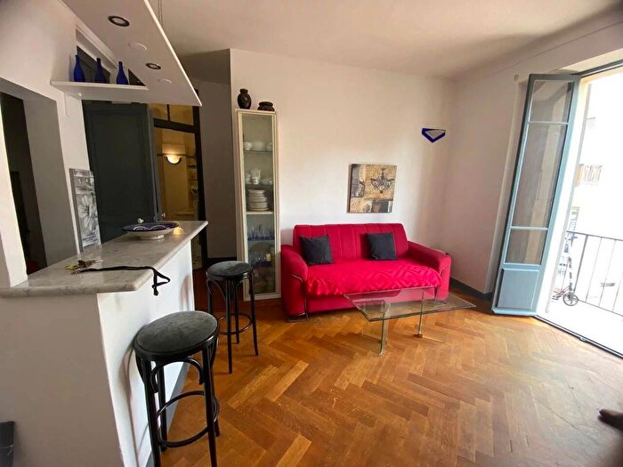 Appartement à louer - Carré dOr, Nice - 2 pièces