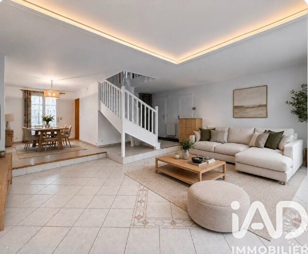 Maison 7 pièces à vendre à Vauréal, Sablons, Moissons, LAllée Couverte