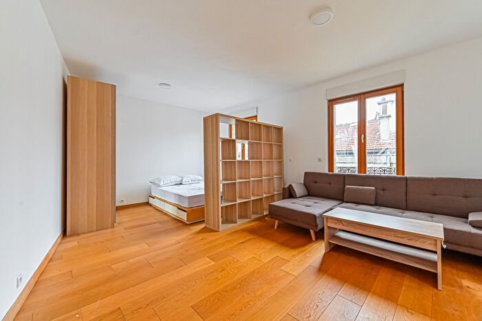 Saint-Ouen, Debain : Appartement 1 pièce à louer