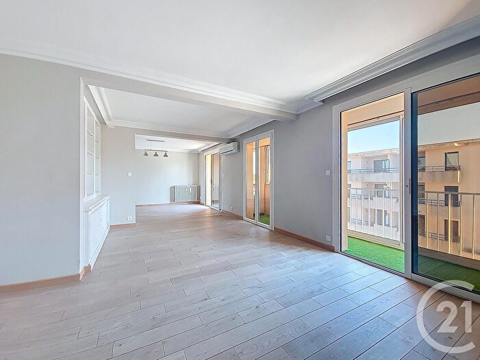 Villeneuve-lès-Avignon, Pasteur, Bellevue : Appartement 4 pièces à vendre