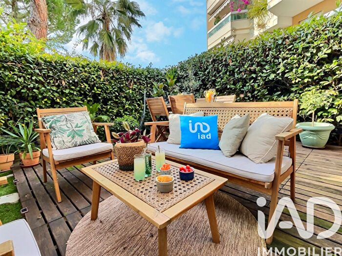 Appartement à vendre - Nice, Corniche Fleurie - 3 pièces - 2 chambres