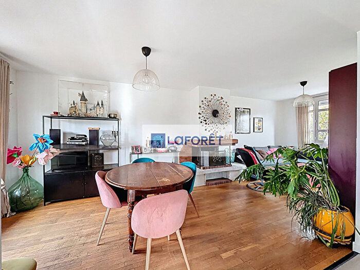 Maison à vendre - Le Plessis-Trévise, Saint-Antoine - 5 pièces - 4 chambres