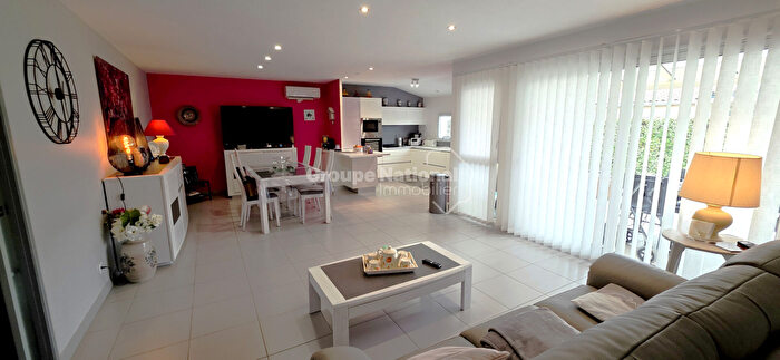 Maison à vendre - Cavillargues - 4 pièces - 2 chambres