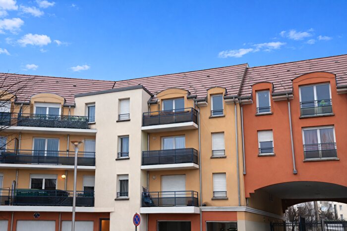 Appartement à vendre - Persan - 2 pièces - 1 chambre